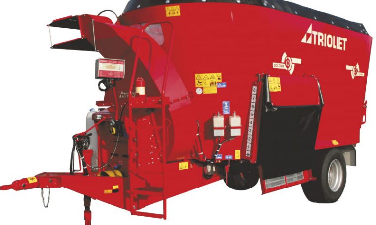 Trioliet Straw Blower Feeders – 12 – 30 cube - Lindsay Agri Sales